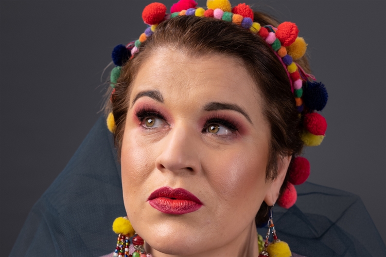 CORAZON DE BAYAS ROJAS